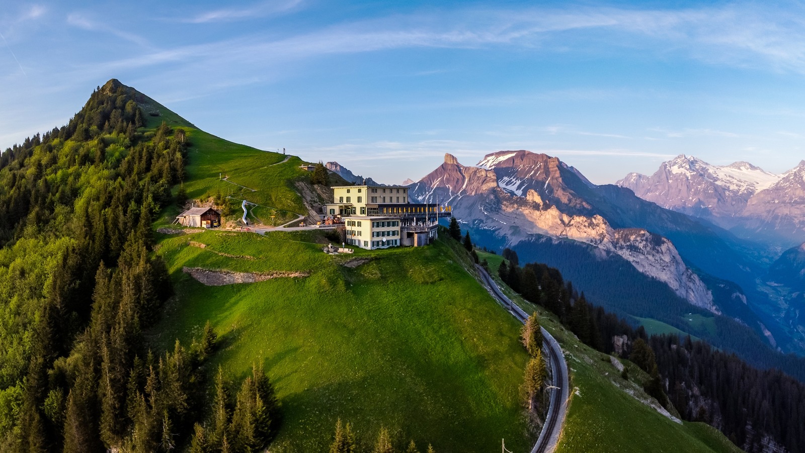 Swiss Mountain Hotel Unique