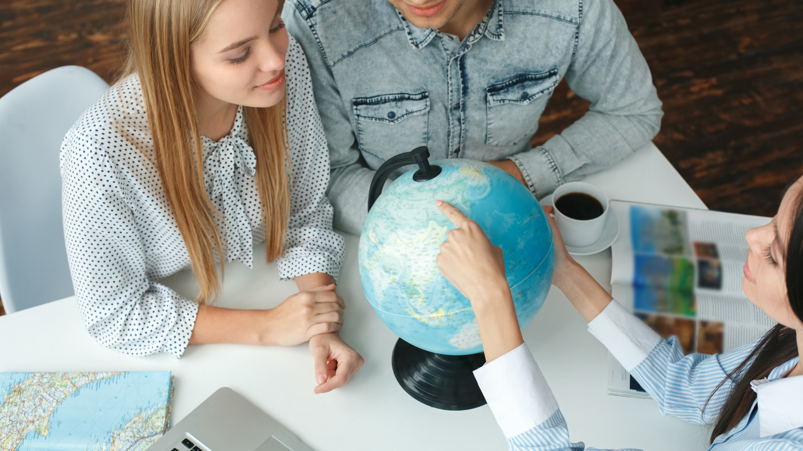 When To Use A Travel Agent And When You Can Skip It