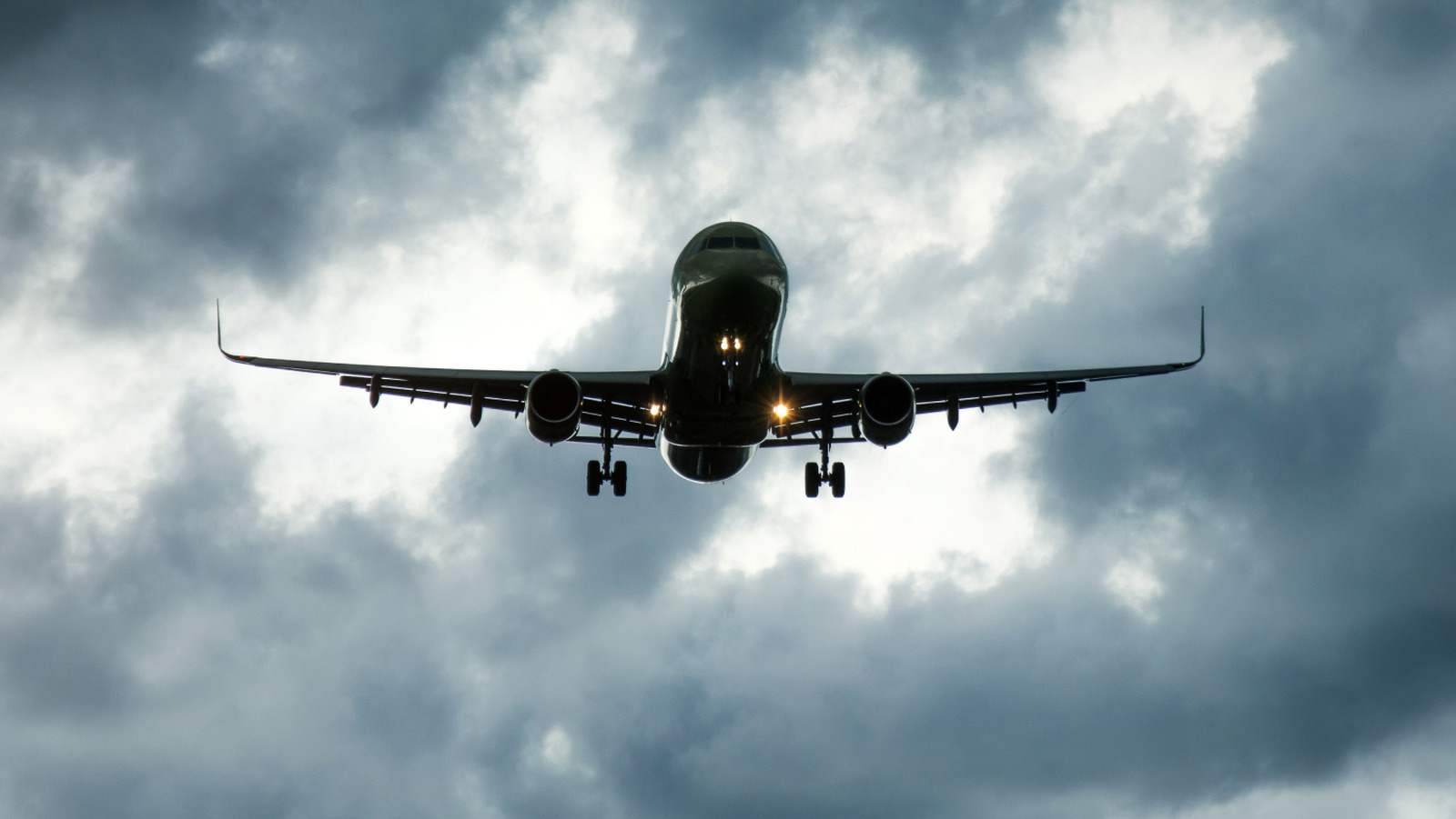 Why Airplanes Land Harder In Bad Weather