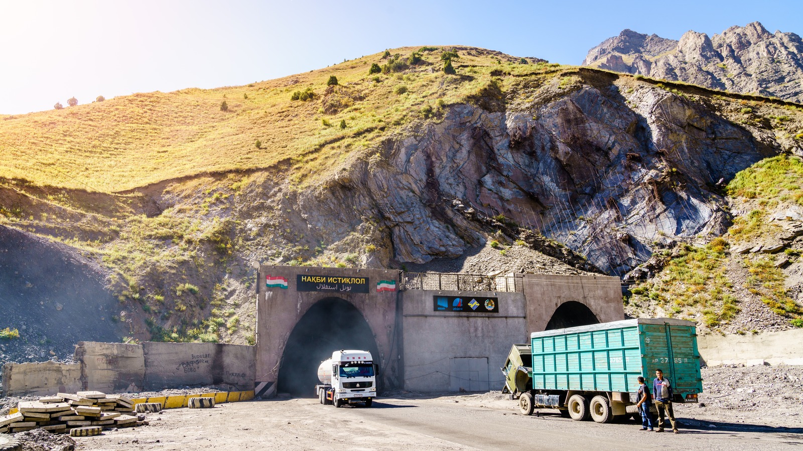 Why This Terrifying Tunnel In Asia Is Known As The Tunnel Of Death And Fear