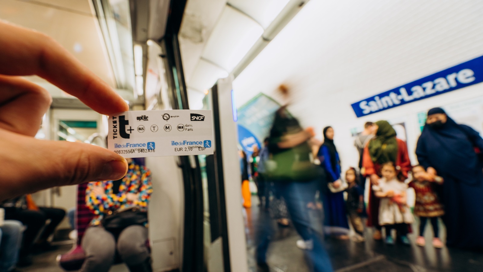 Why Tourists In Paris Need To Keep Cell Phones Away From Their Train ...