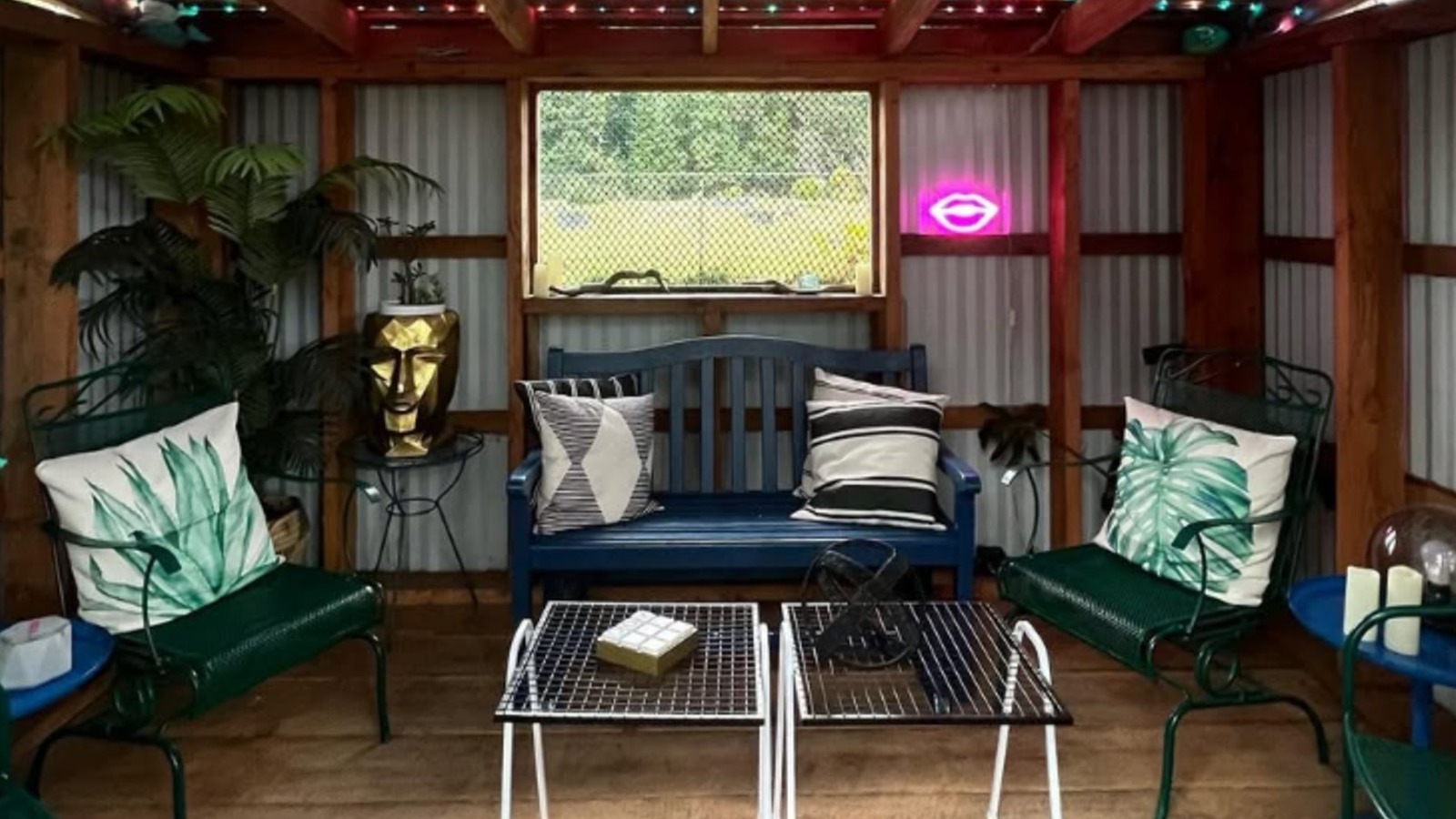 Your Vintage Airstream Fits Right In At This Ultra-Hip RV Resort On The ...